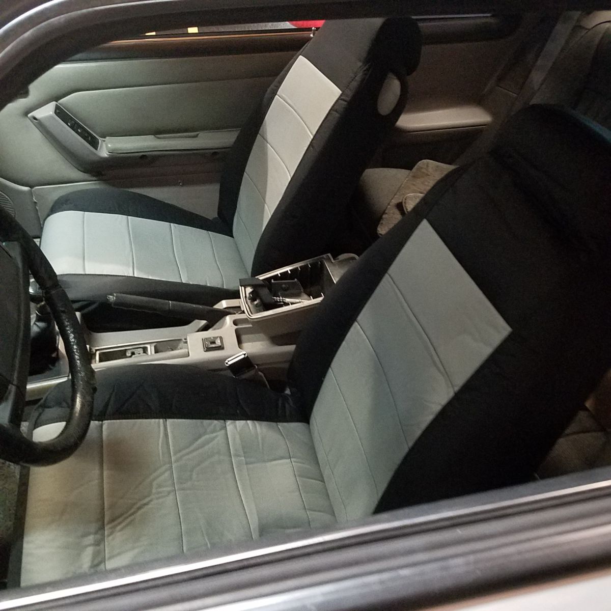 2-Tone Car Seat Covers: Black and Red - Semi-custom Fit - Front - Will ...